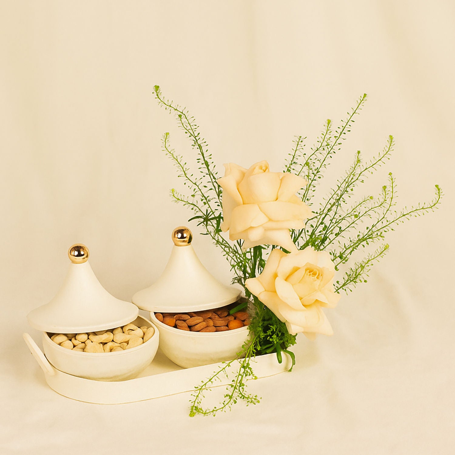 Buy Bloom n Gourmet Delight Online in Saudi Arabia - FNP SA