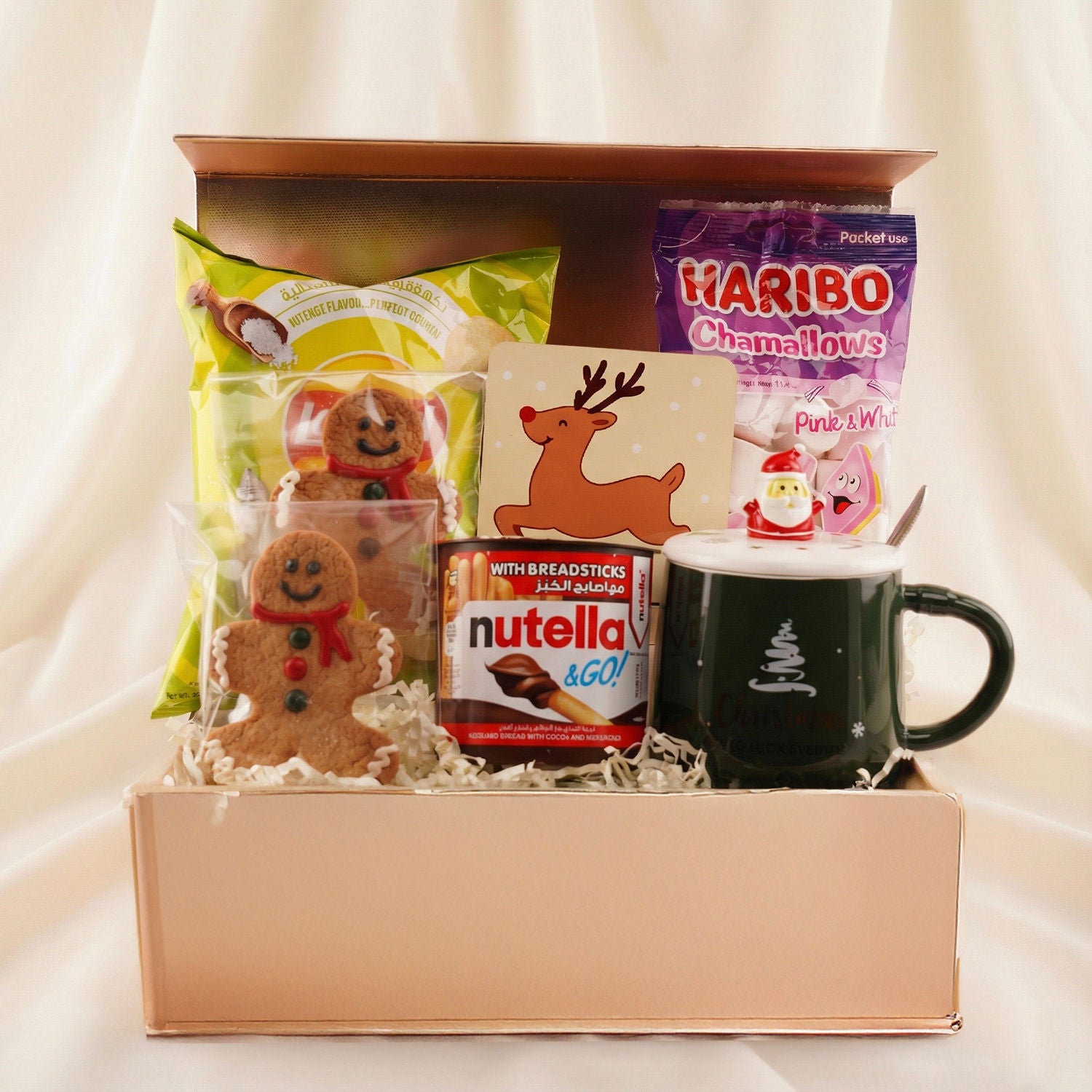 Buy Happiness Snacks Hamper for Kids Online in Saudi Arabia - FNP SA