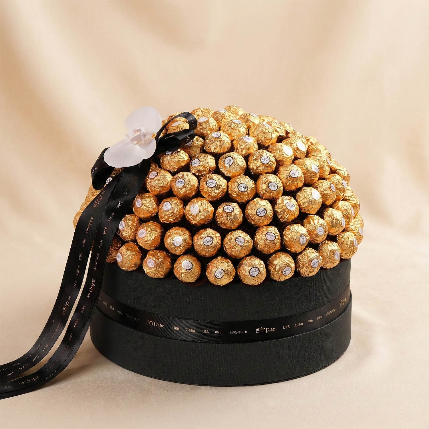 Buy Luxurious Ferrero Rochers Hatbox Online in Saudi Arabia - FNP SA