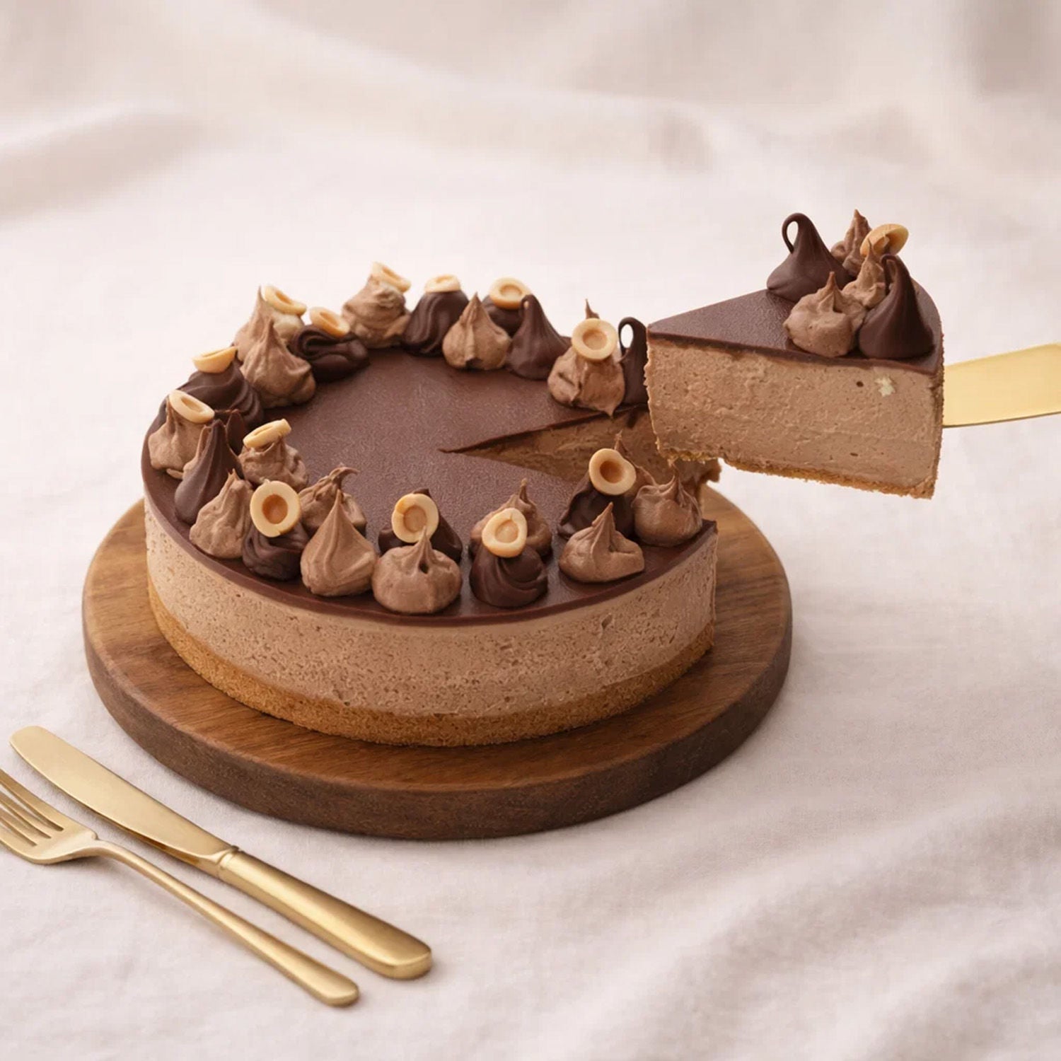 Buy Nutella Hazelnut Cheesecake Online in Saudi Arabia - FNP SA